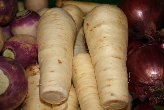 Parsnips - Leons Fruit Shop